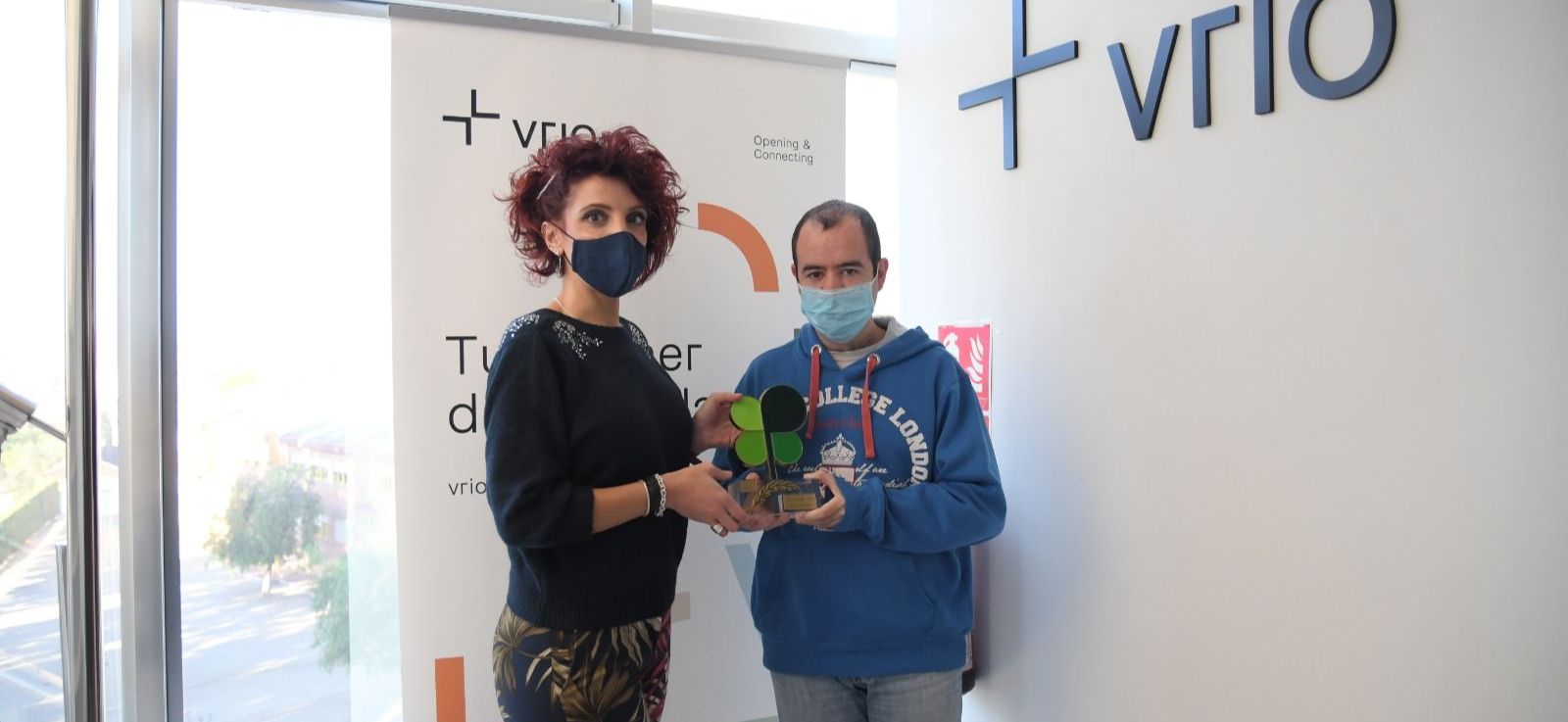 Premios Laurel | Genially
