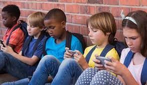 NIÑOS Y APP'S | Genially