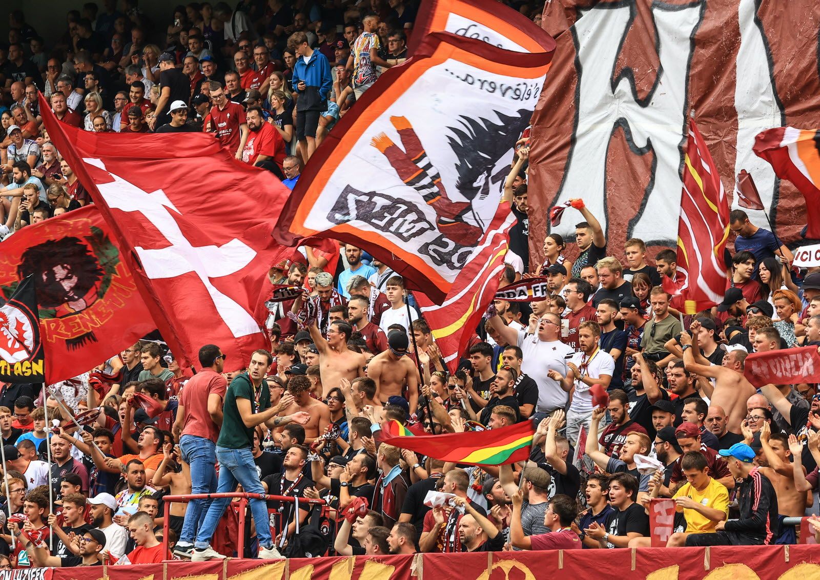 FC METZ - Oscar Estupiñan