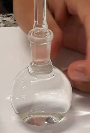 Técnica de manejo del picnómetro | Genially