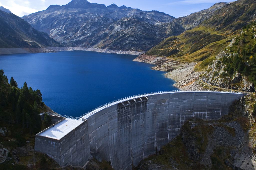 Activité 3: Les centrales électriques | Genially