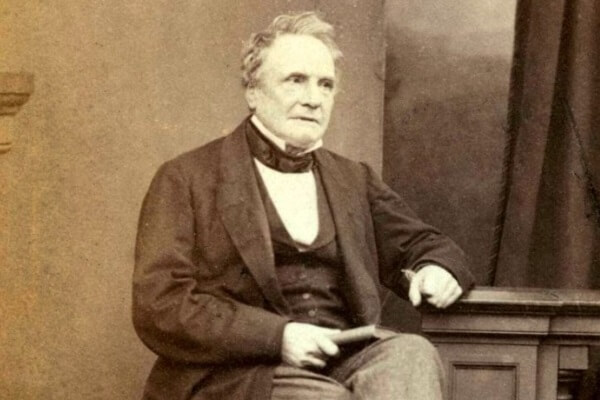 COMPUTER GENERATIONS | Genially