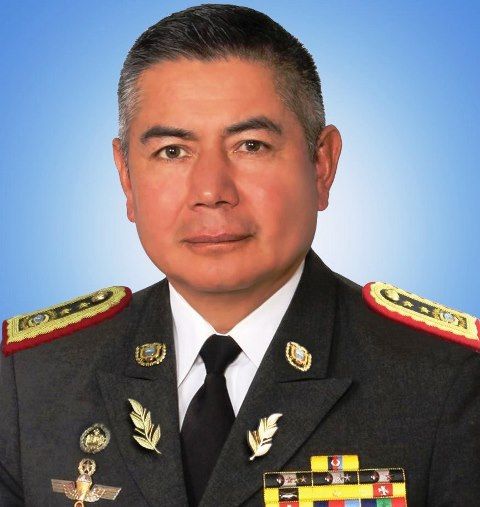 ORDEN DE PRECEDENCIA EN UNA CEREMONIA MILITAR | Genially