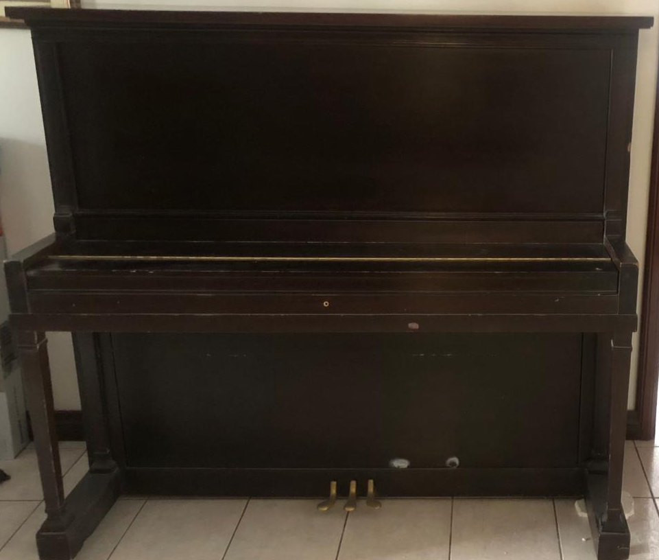 PIANO TATARABUELO